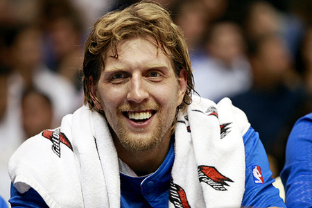 Court papers: Nowitzki wants sole custody of inmate's child