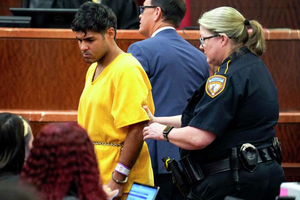 Judge issues gag order in Jocelyn Nungaray case after Ogg comments