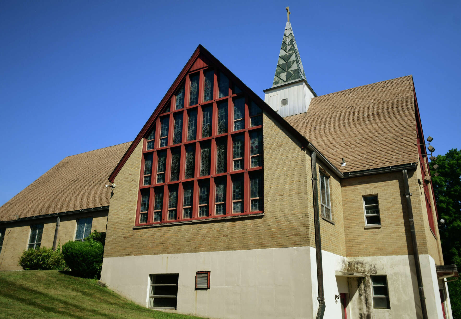 Architect said Trumbull's new senior center mirrors previous design