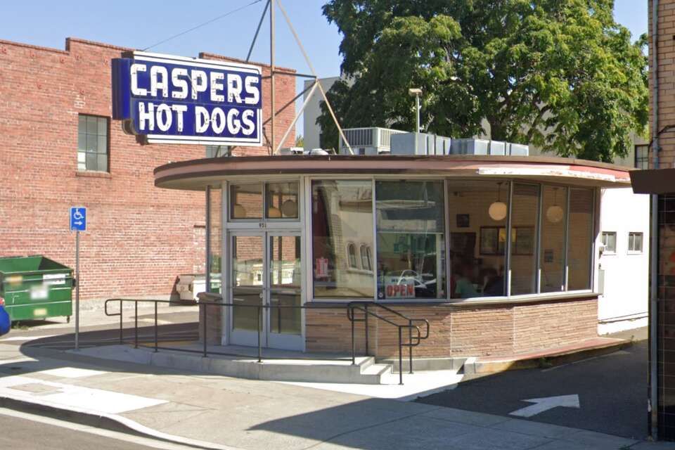 Caspers, a popular Bay Area hot dog shop, closed in Hayward