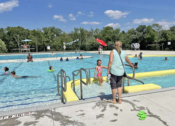 Veterans Pool and free splash pad open for the season in Middletown