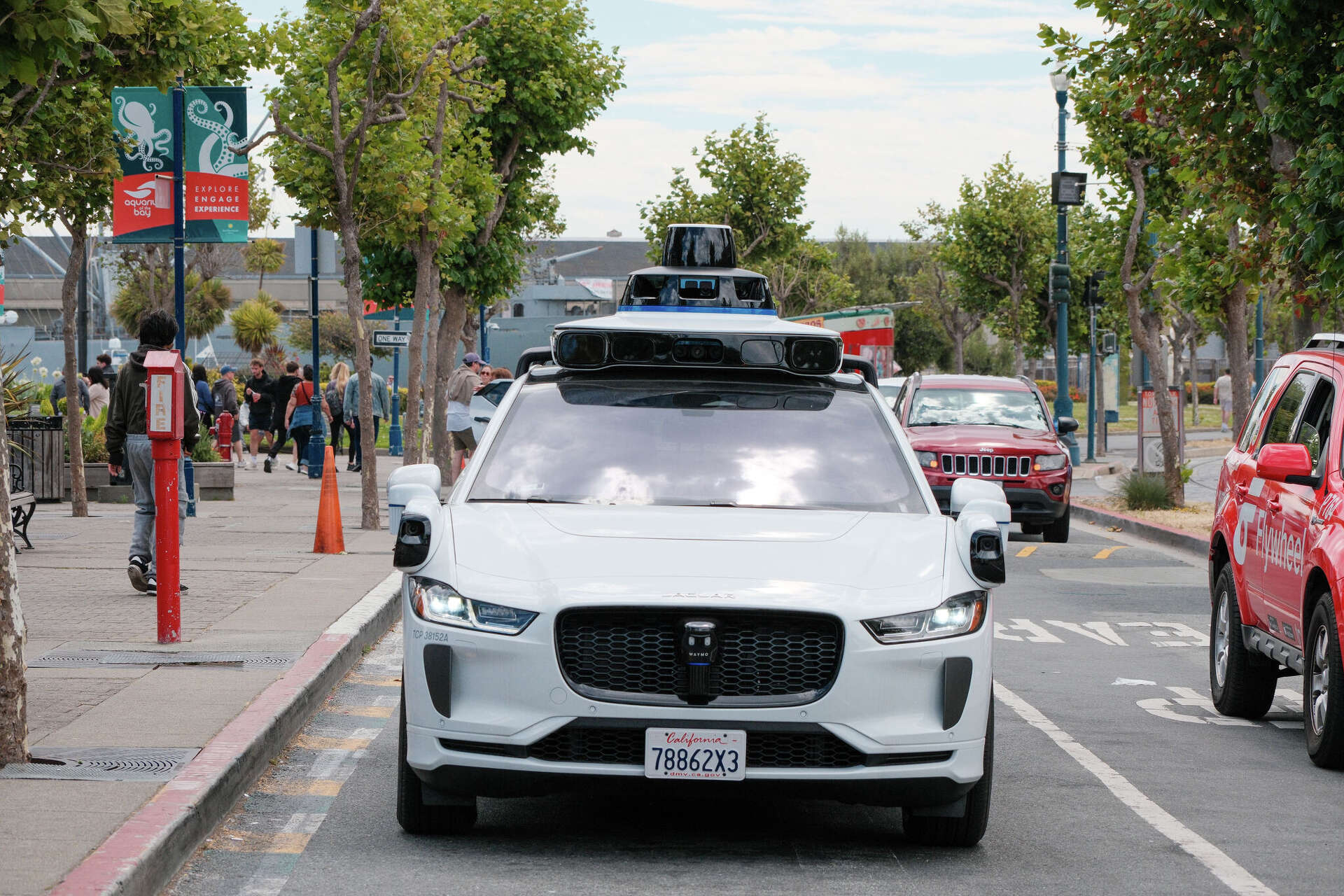 Waymo, Uber and Lyft could expand operations on SF’s Market Street