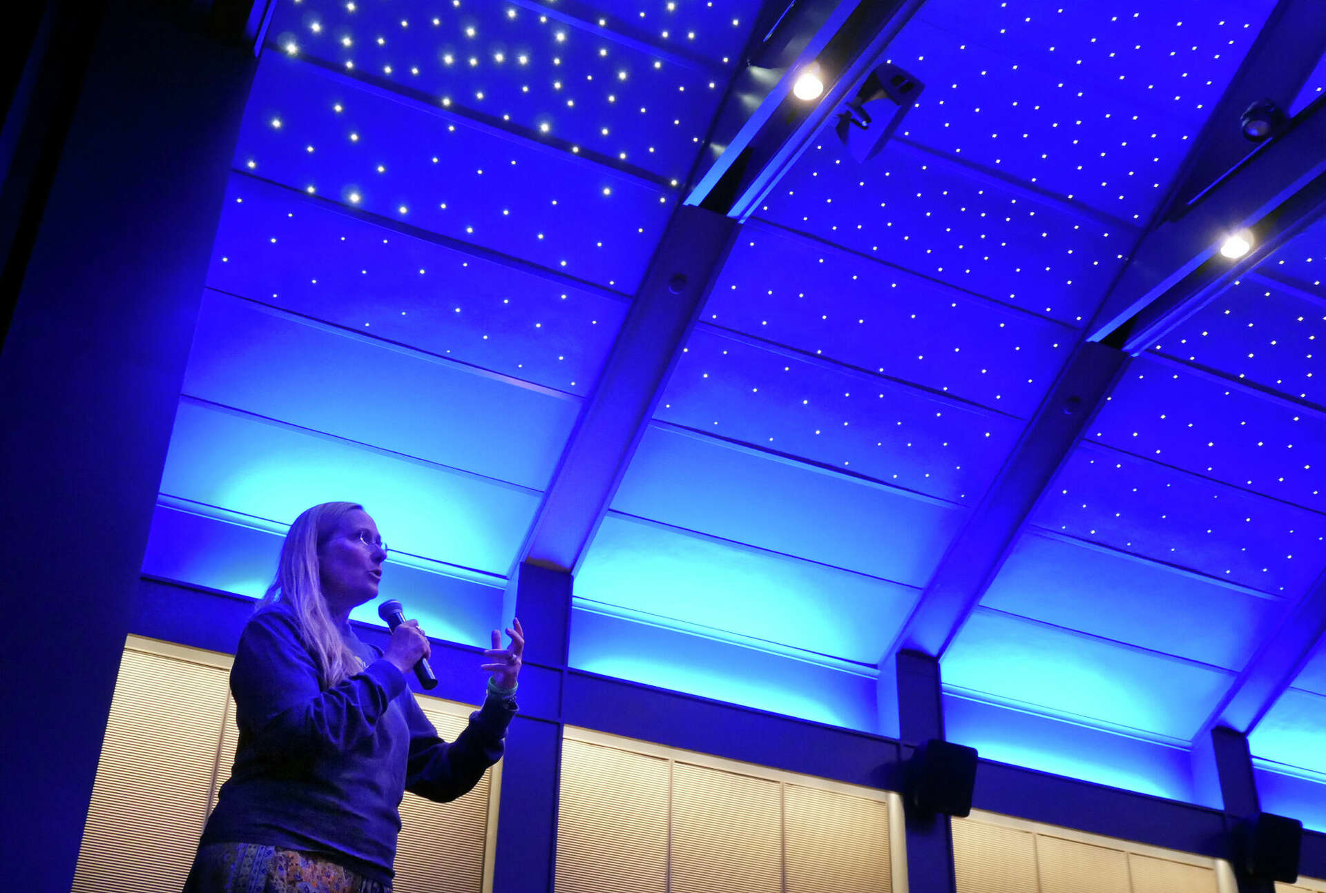 Sandy Hook mom in Alex Jones film asks Ridgefield crowd to ‘love’