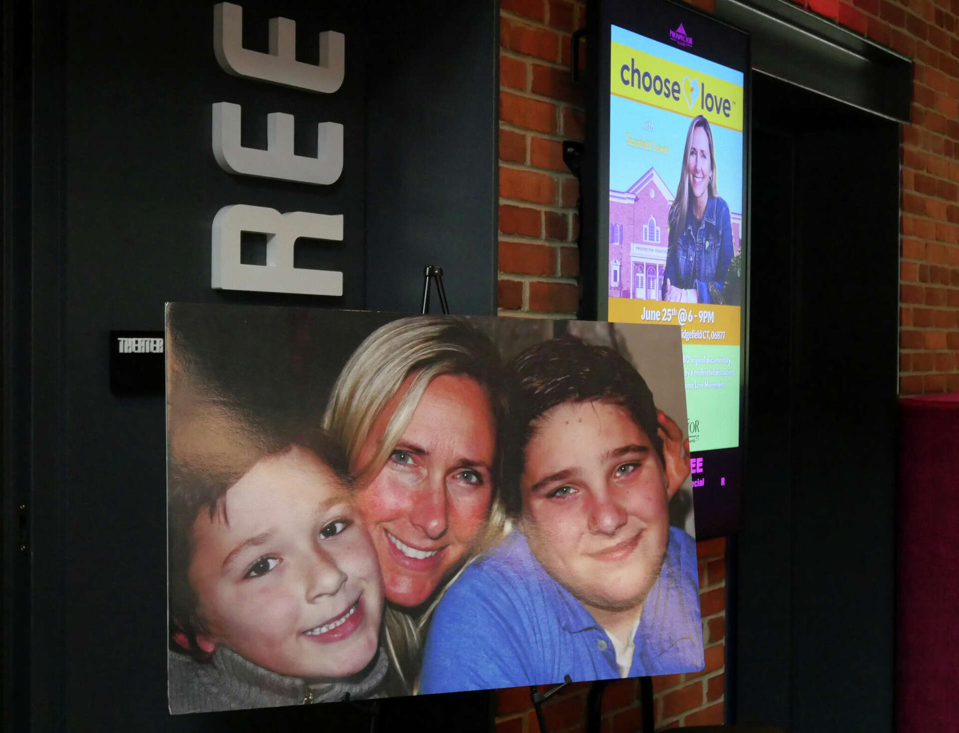 Sandy Hook mom in Alex Jones film asks Ridgefield crowd to ‘love’