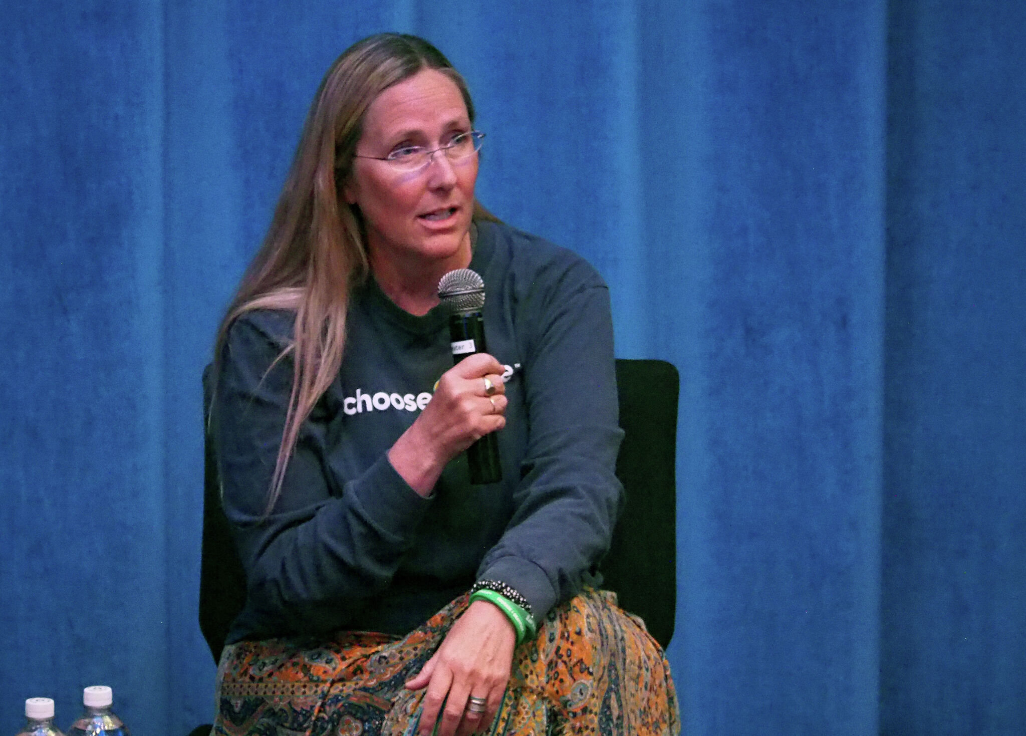 Sandy Hook mom in Alex Jones film asks Ridgefield crowd to ‘love’