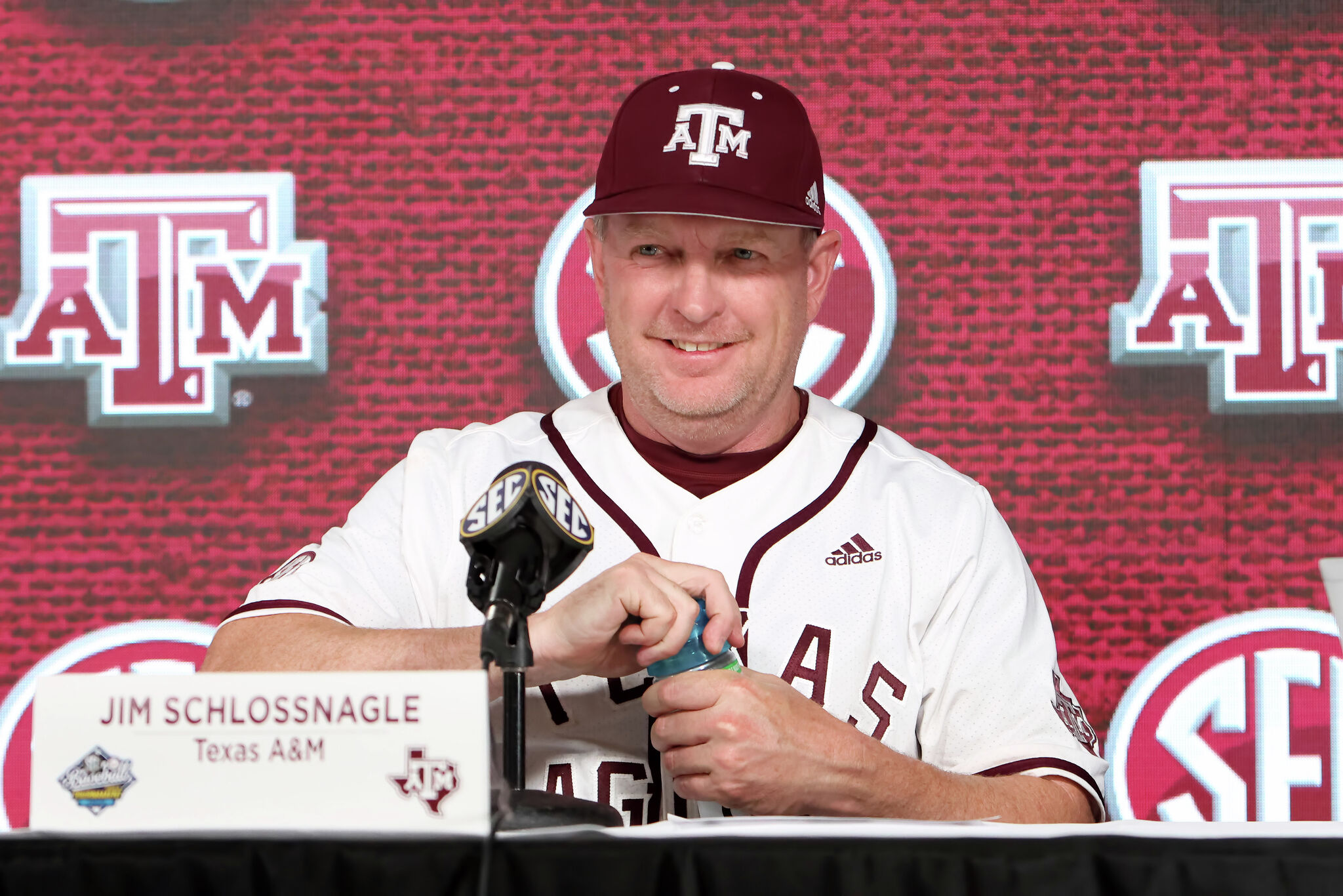 Why Jim Schlossnagle left A&M for Texas and his coaching history