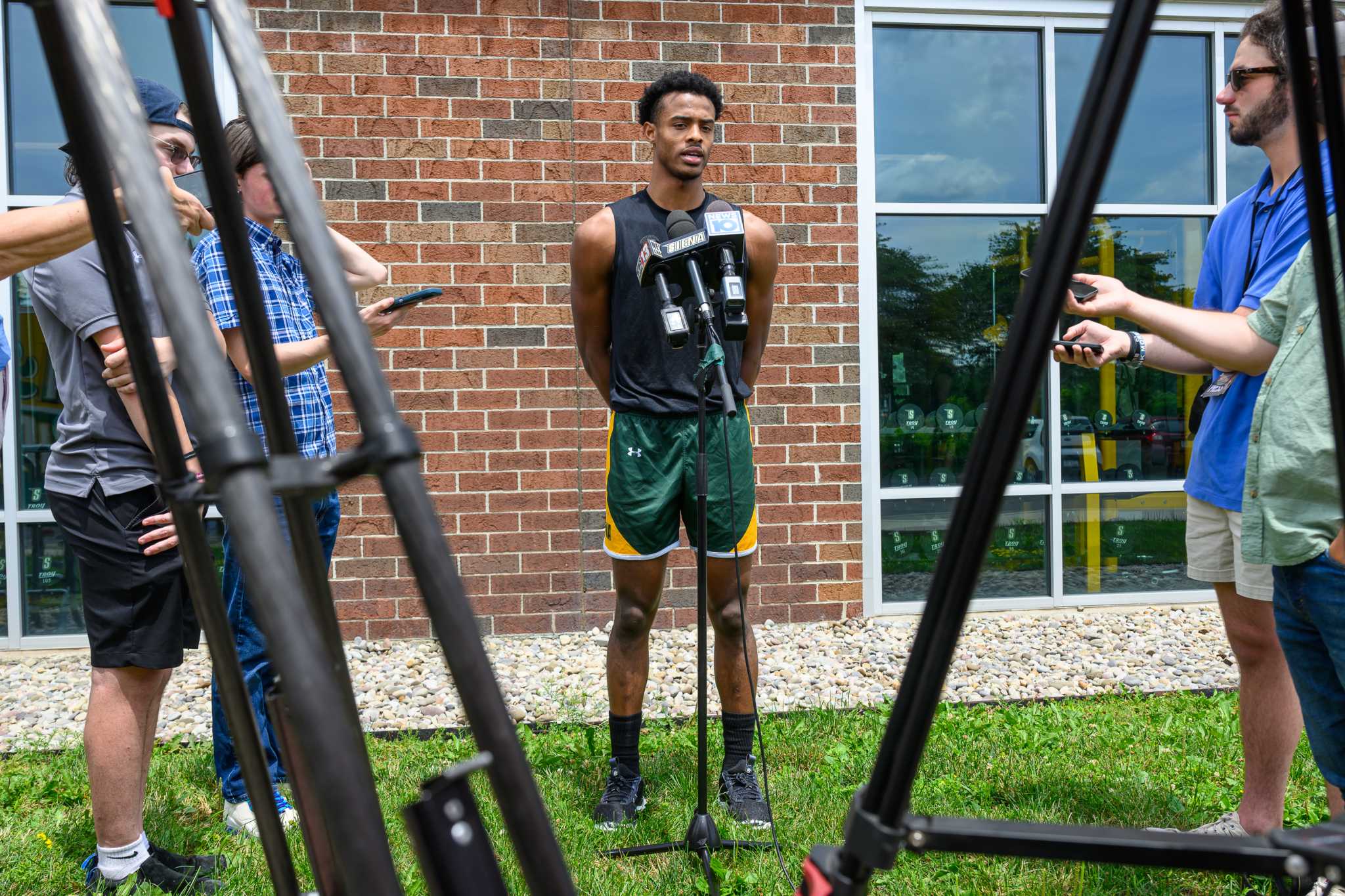 Siena basketball coach McNamara praises guard Major Freeman