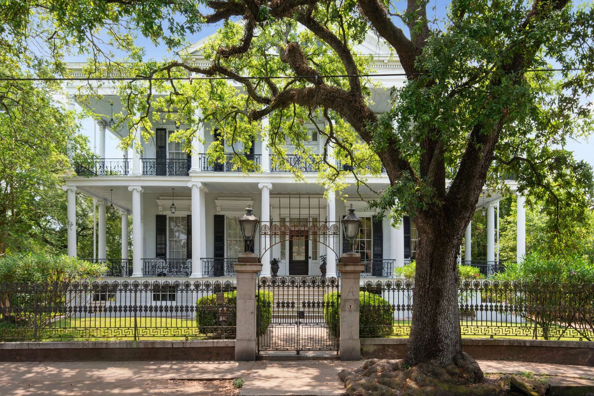 New Orleans 'American Horror Story' mansion put for sale at $4.5M