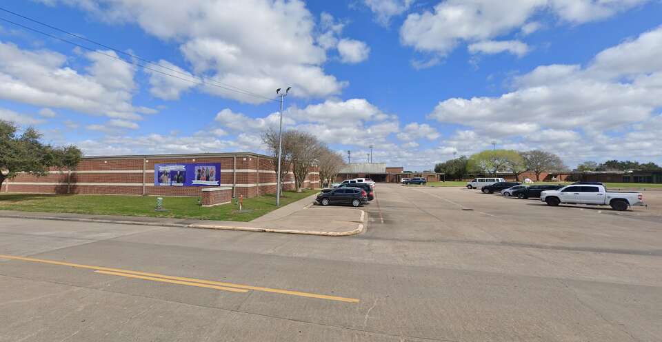 Lawsuit: Hispanics need fair representation on Angleton ISD board