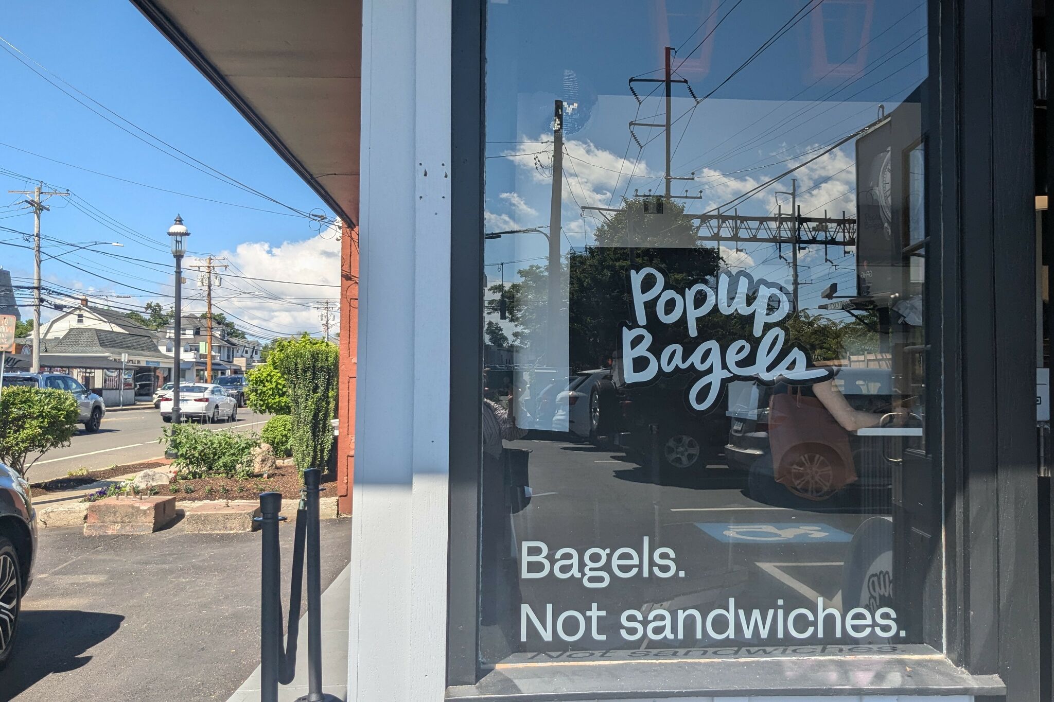 Viral in NYC, CT-based PopUp Bagels opens Fairfield outpost