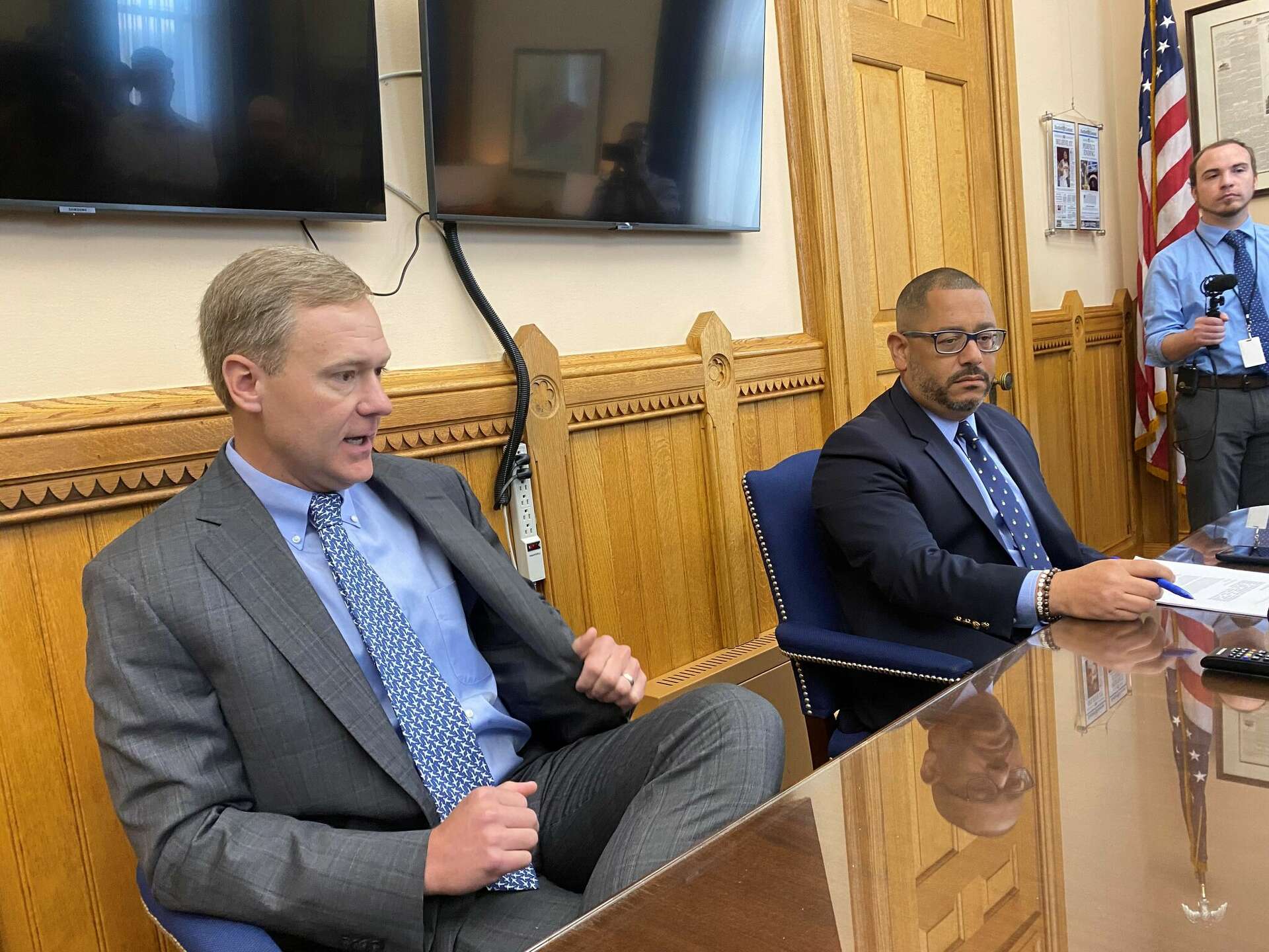 CT Democrats pick up some seats in legislature, final tally unclear