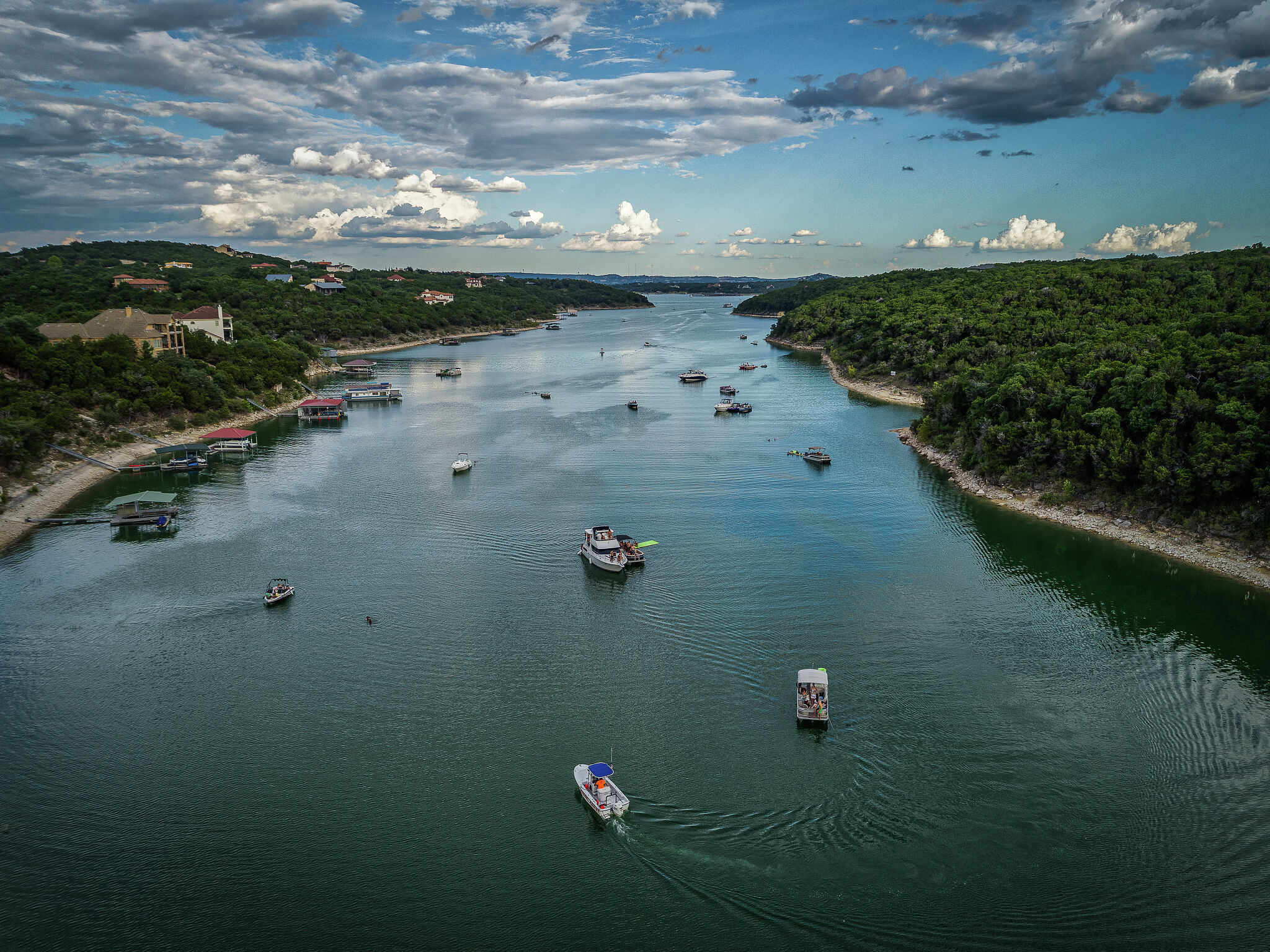 Lake Travis marina fire hospitalizes 3 people, burns 2 boats