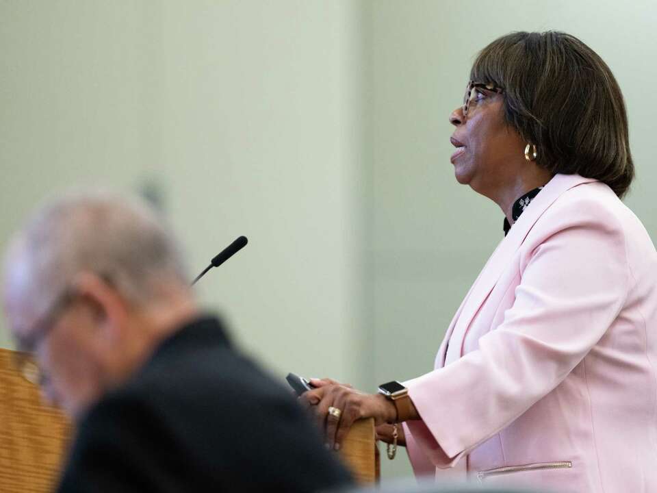 TEA to name new districtwide conservator for HISD in early 2025