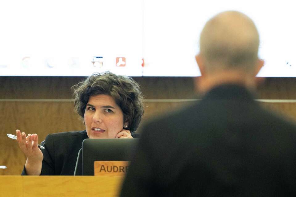 HISD reports above average growth on math, reading NWEA MAP exams