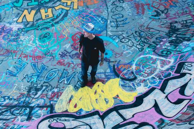 Dolly Parton teams up with nephew Sabyn for redo of '90s hit 'Shine'