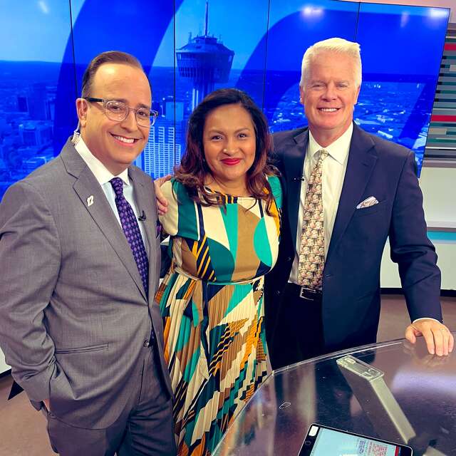 KSAT's Mark Austin and Mike Osterhage share final newscast