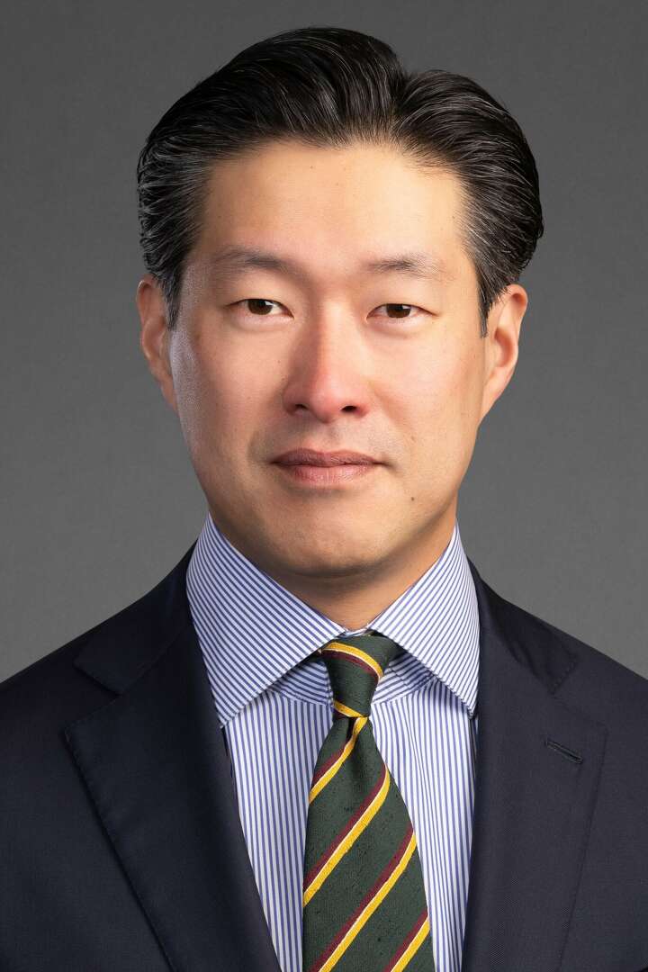 Oakland Mayor Sheng Thao hires prosecutor Jeffrey Tsai as new lawyer