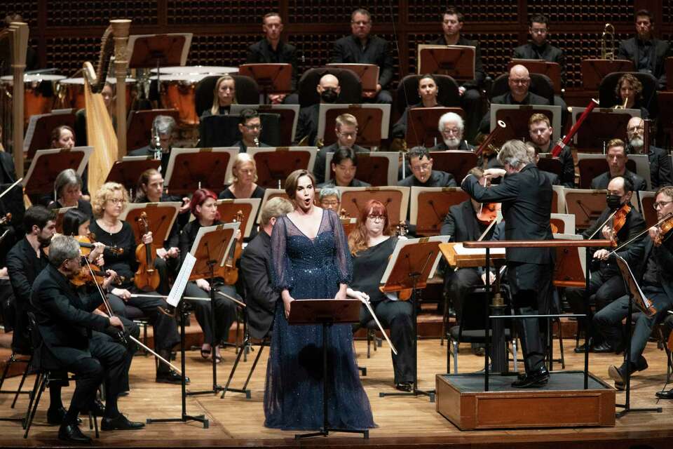 Esa-Pekka Salonen closes S.F. Symphony season with eloquent Mahler