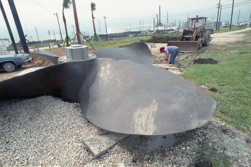 Why an anchor and propeller can be found in this Texas city