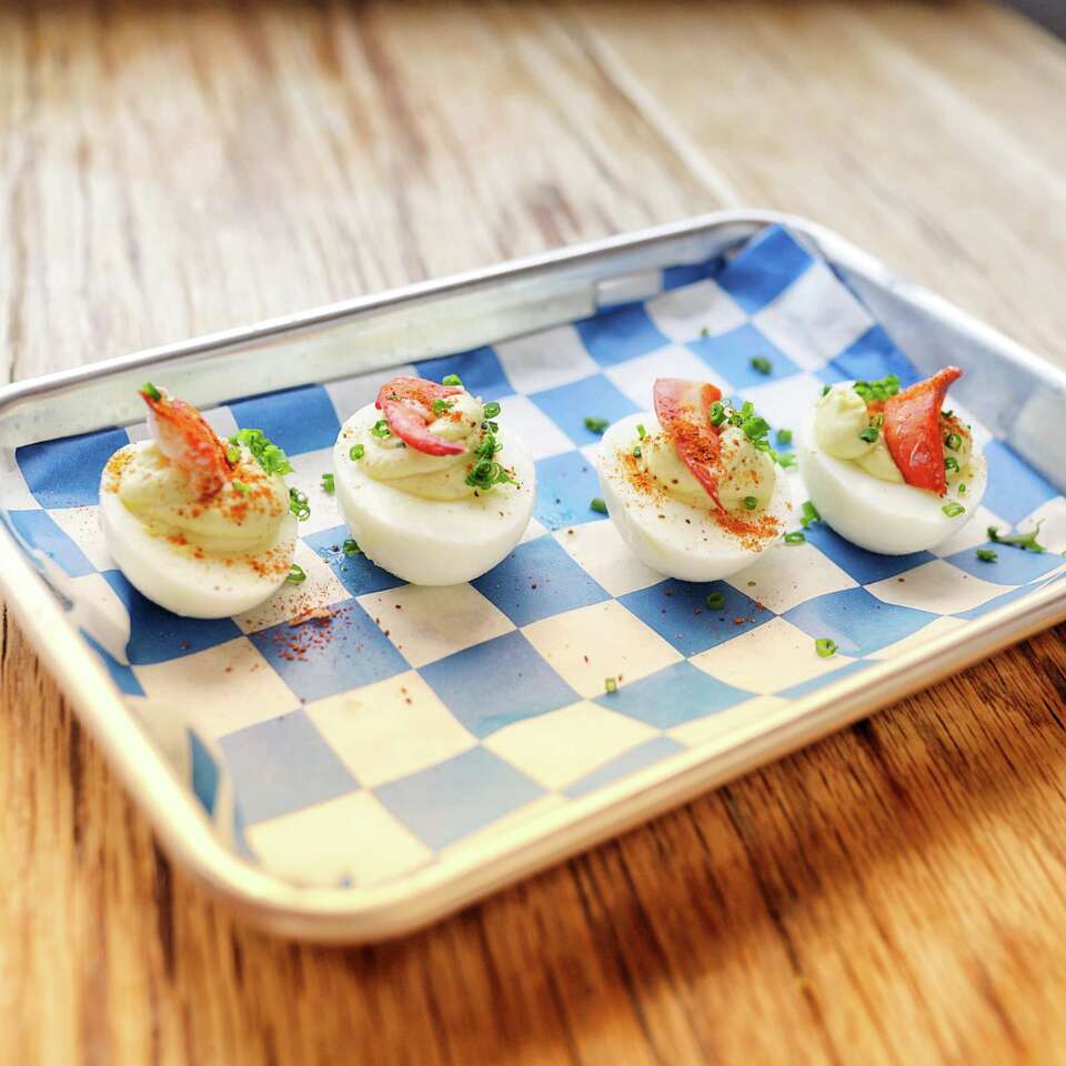 Drift Restaurant opens in Essex, with emphasis on seafood, cocktails