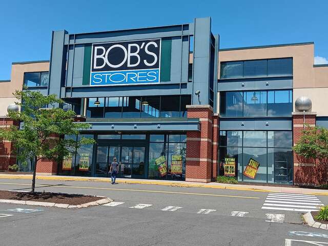 Bob's Stores to close all stores, gift card expiration date set