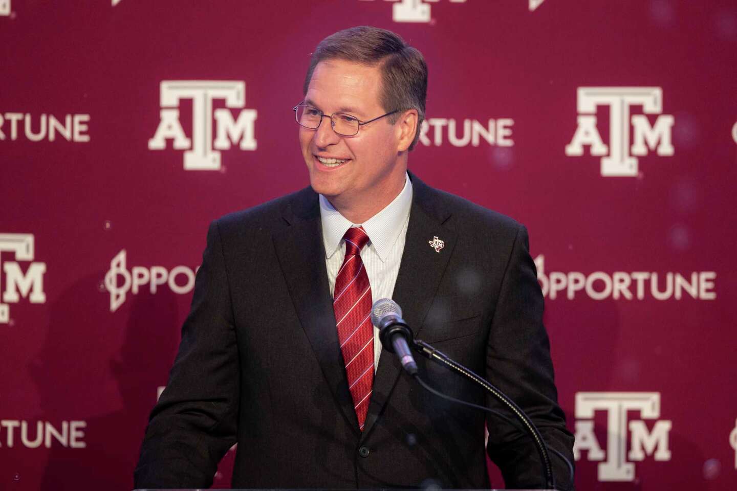 Texas A&M baseball: Coach Michael Earley says 'I'm built for this'