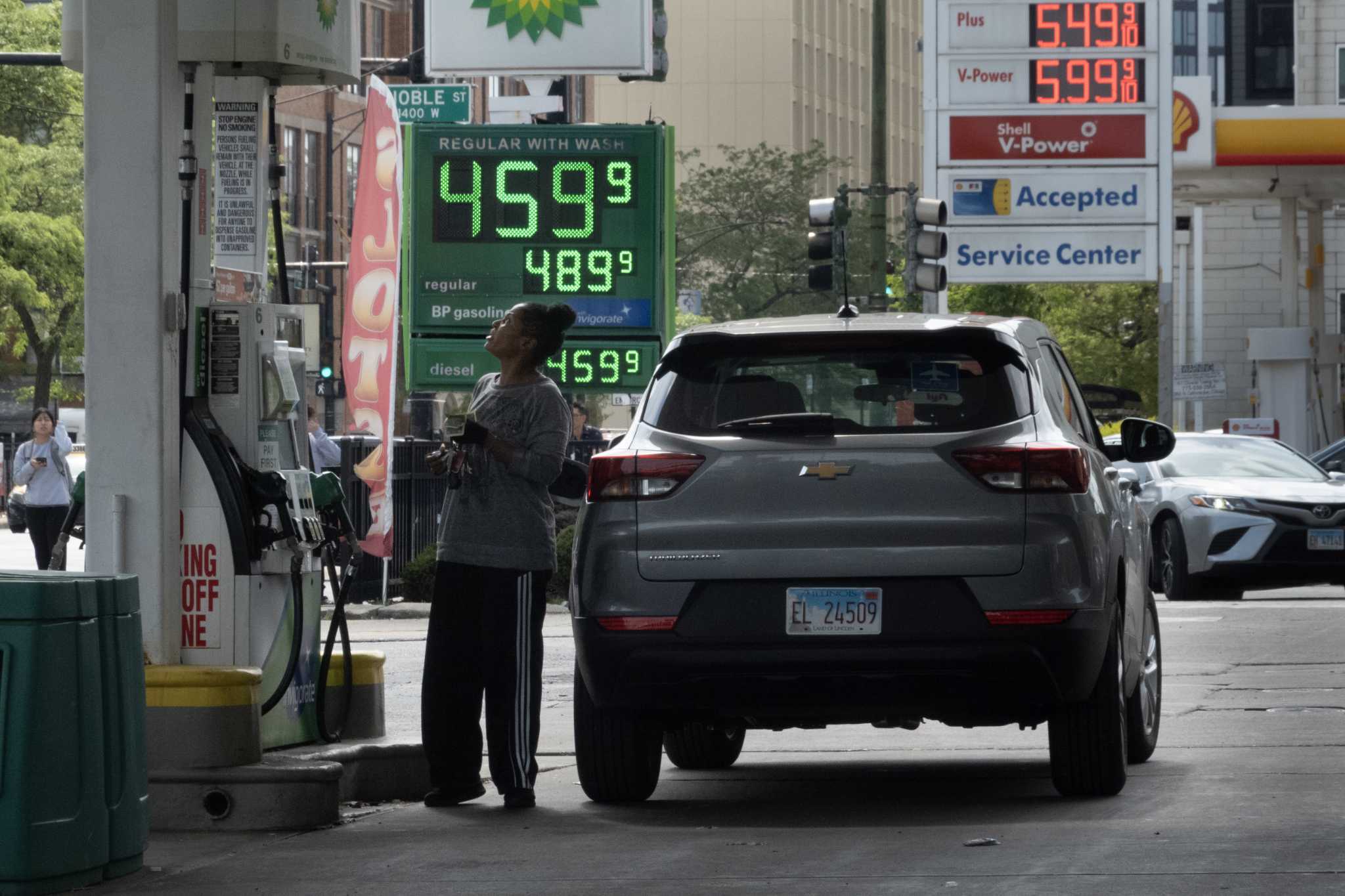 Aiming to Lower Gas Prices, Feds Boost Supply in Time for the 4th