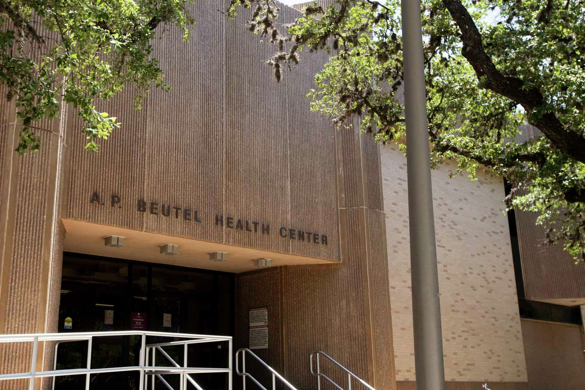 Texas A&M professor launches first U.S.-Saudi cell therapy trials