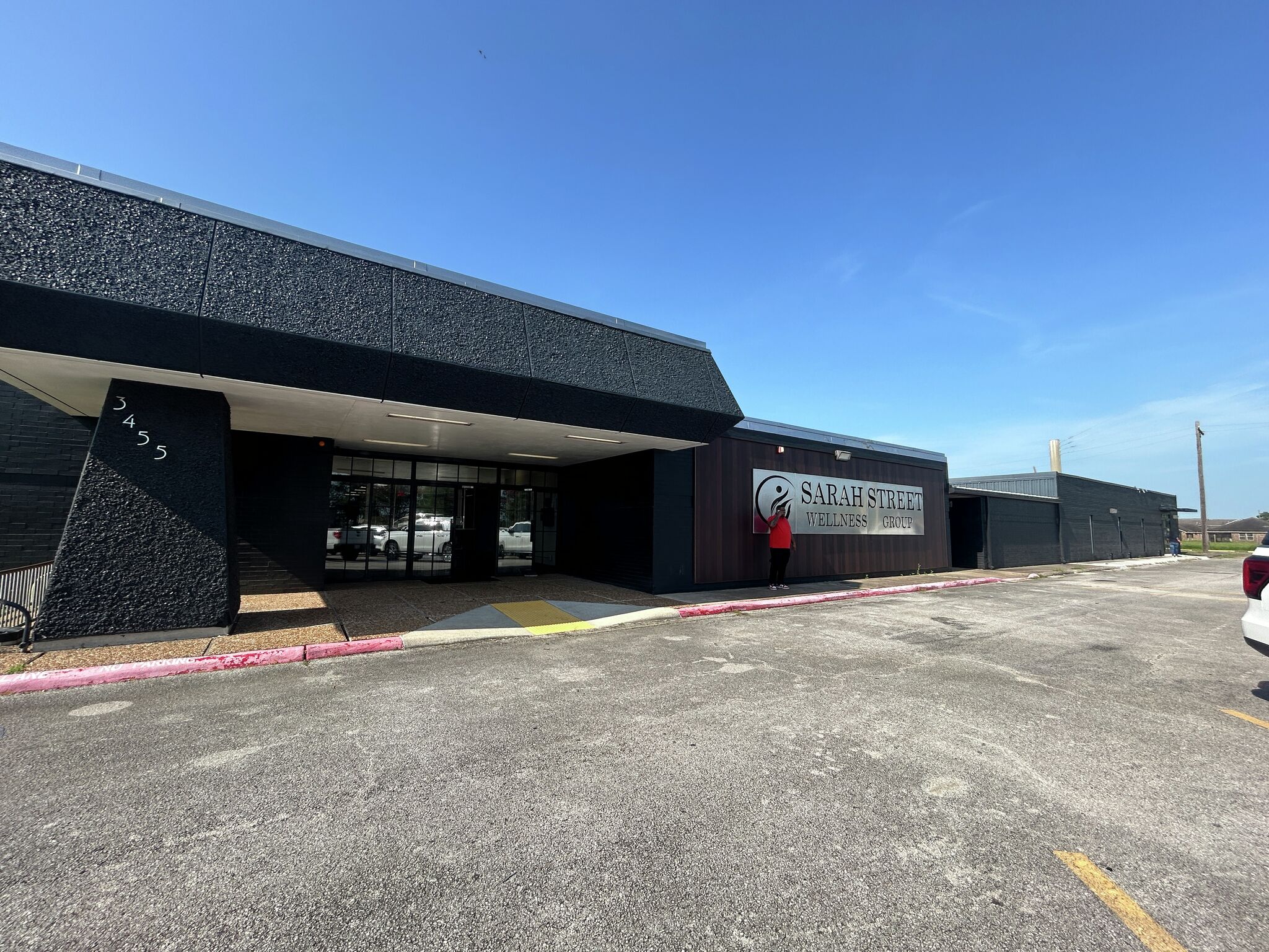 Sarah Street Wellness Center has filed a lawsuit against Drainage Dist