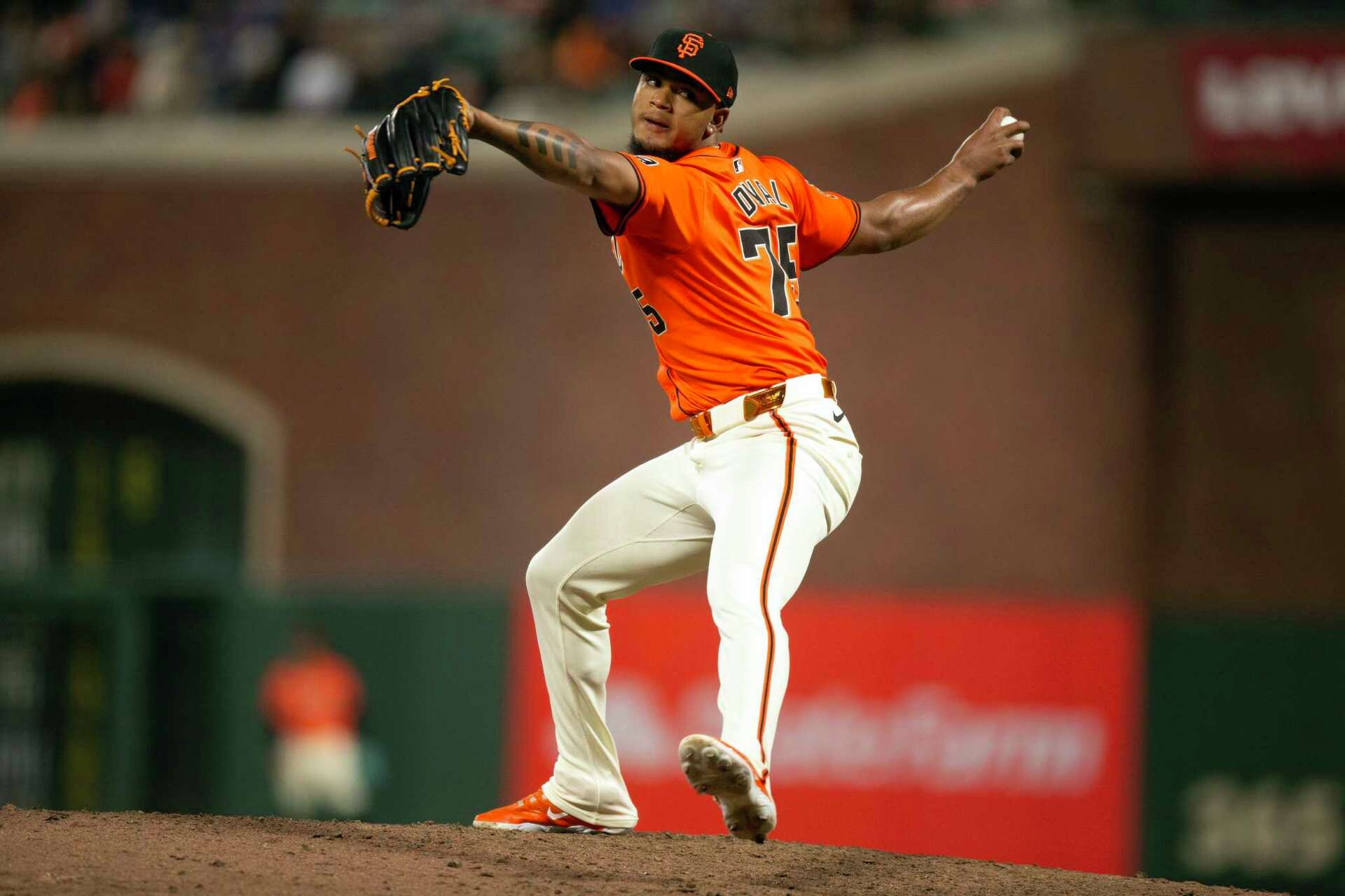 Giants and A’s uniform numbers going up as available options go down