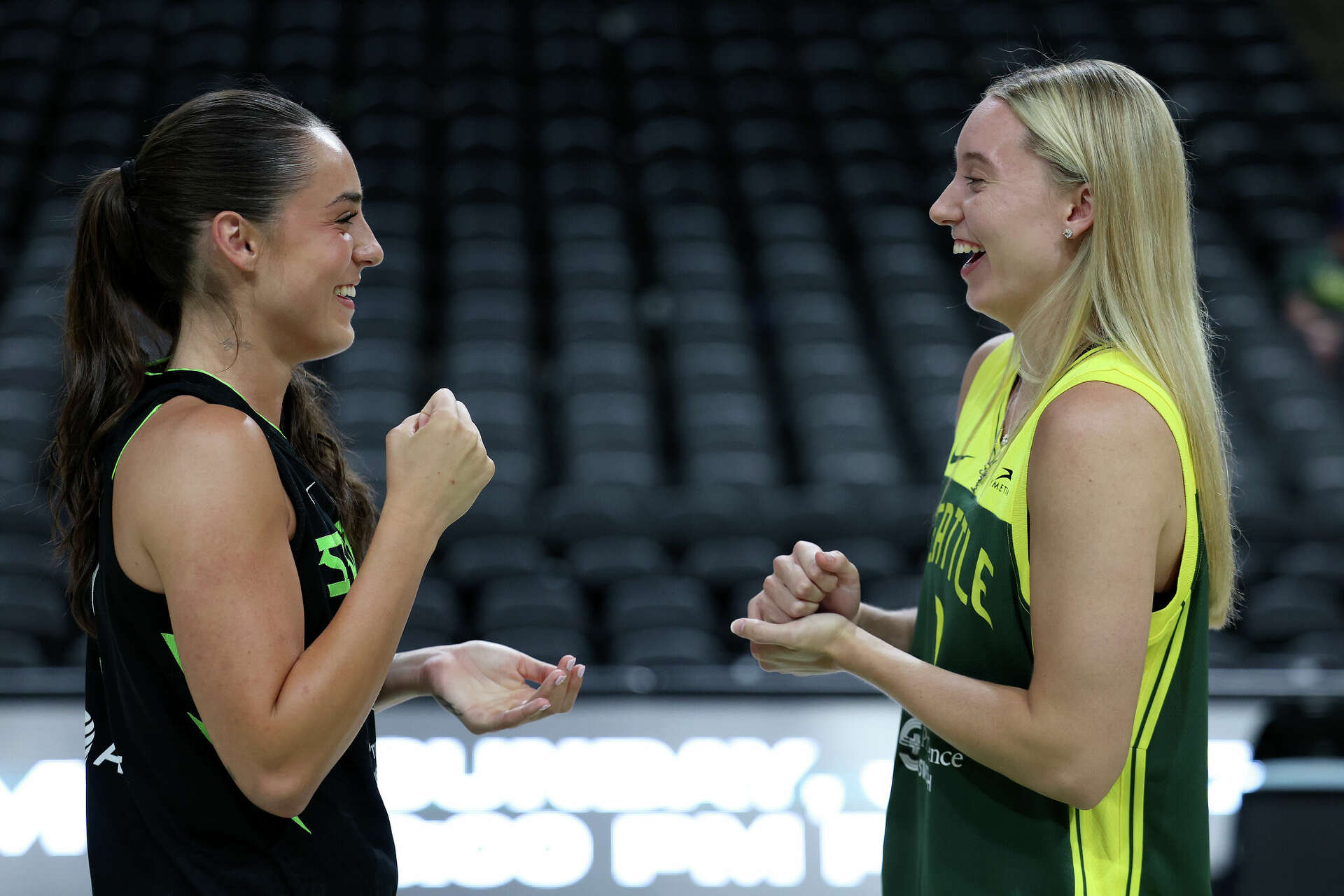 UConn's Paige Bueckers, Nika Mühl reunite at Seattle Storm WNBA game