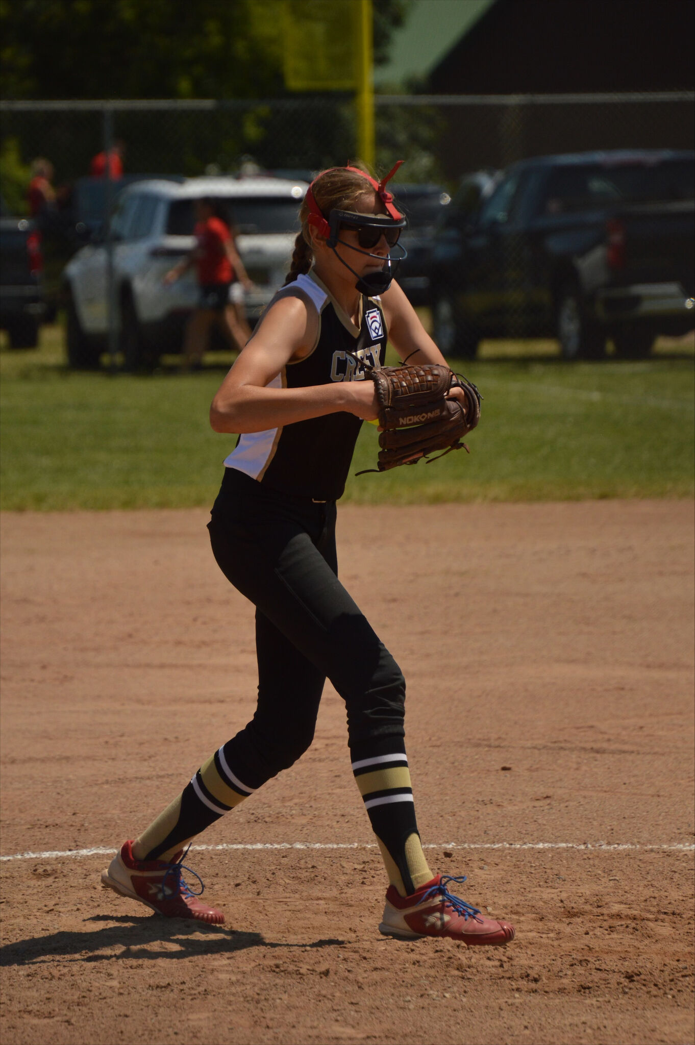 Creek opens state tourney with big win