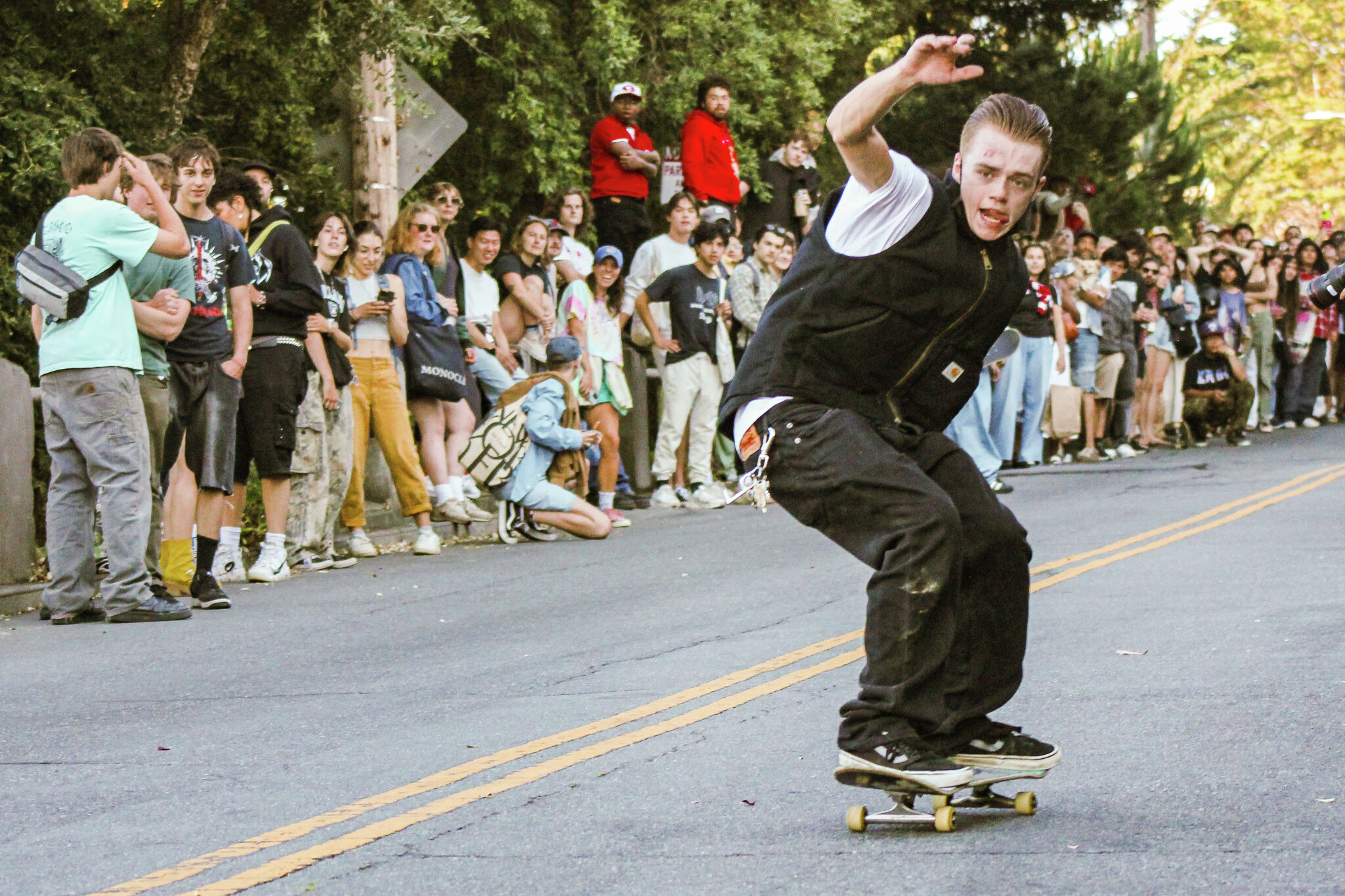 Skaters sidestep police, pull off huge 'hill bomb' in San Francisco