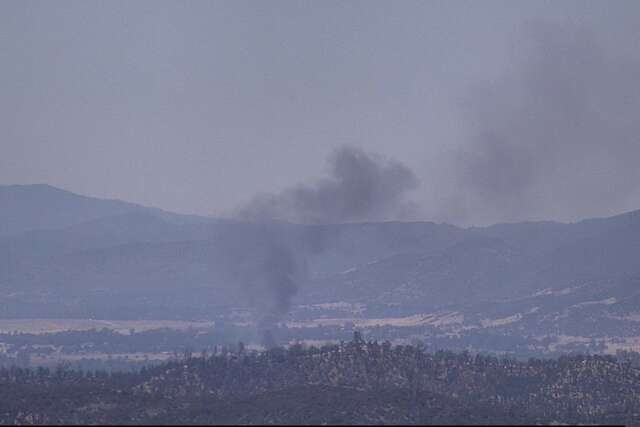 Royal Fire near Tahoe spreads quickly, smoke visible from I-80