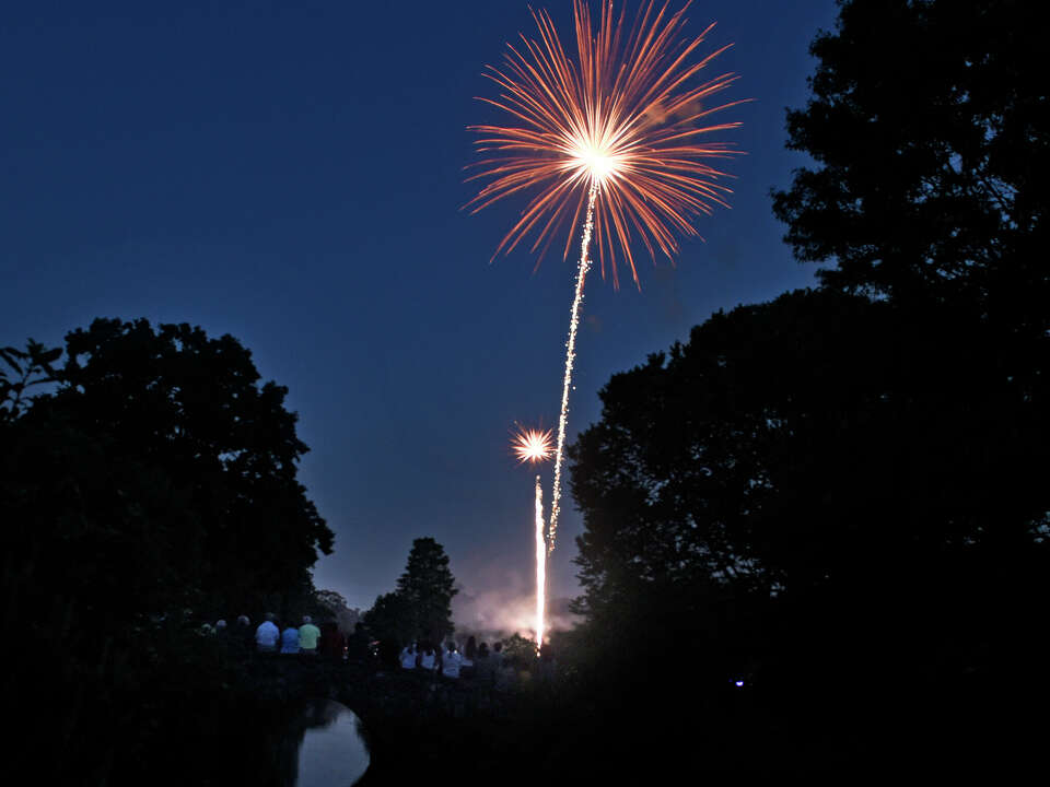 CT fireworks 2025: When and where to watch this Fourth of July weekend