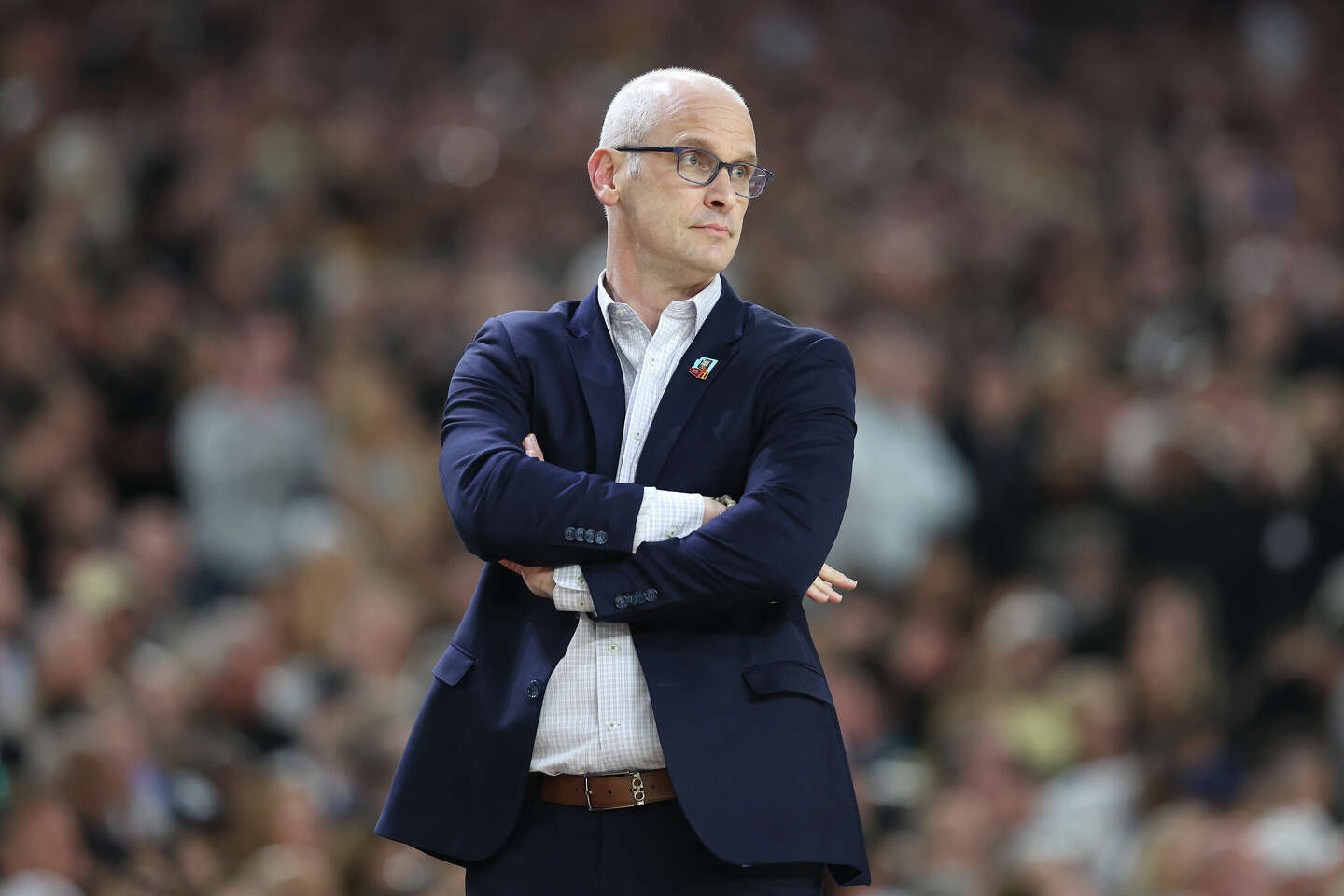 UConn men's basketball team hosts 2025 prospect Eric Reibe