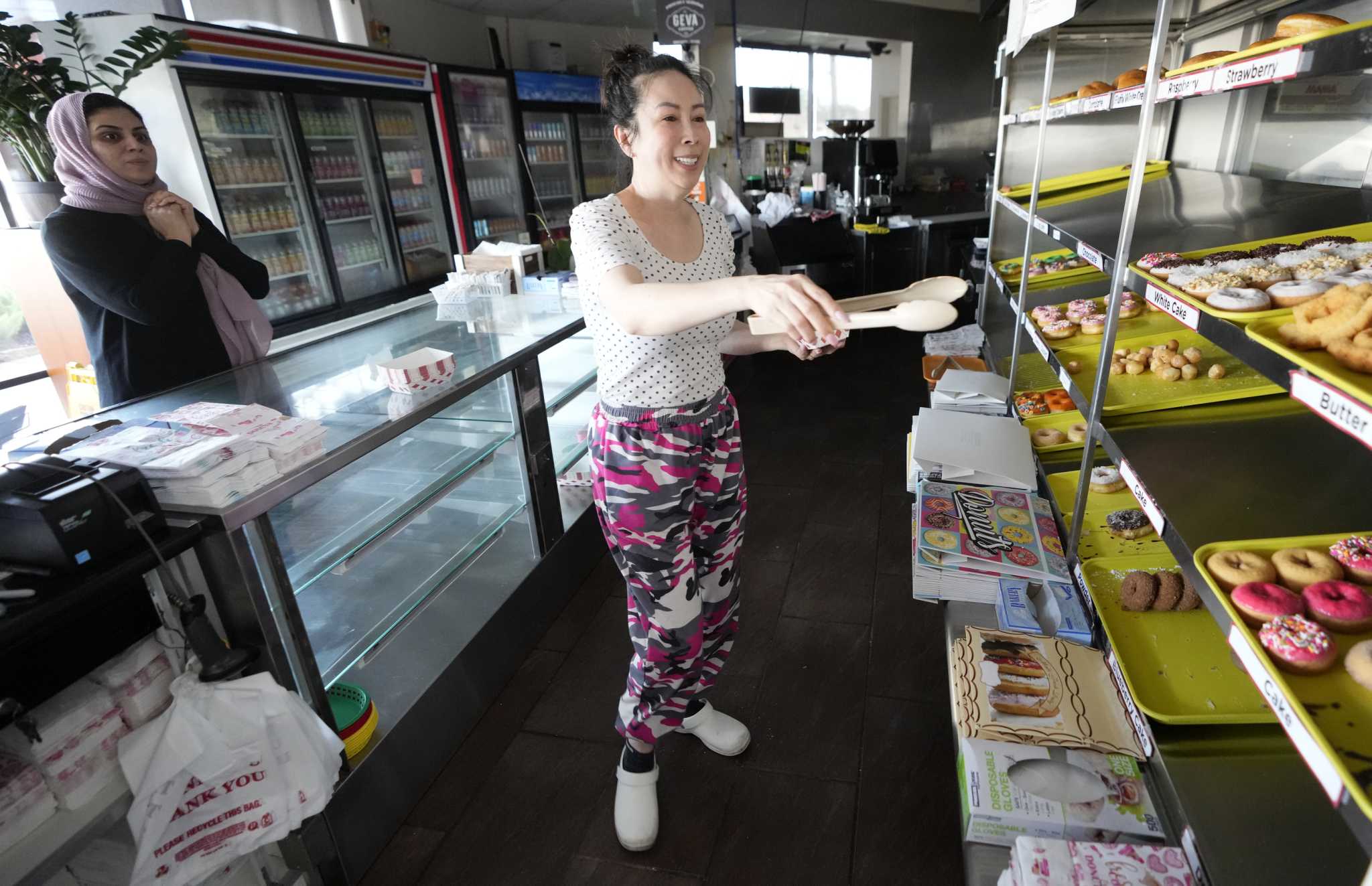 Houston businesses open after Hurricane Beryl power outages