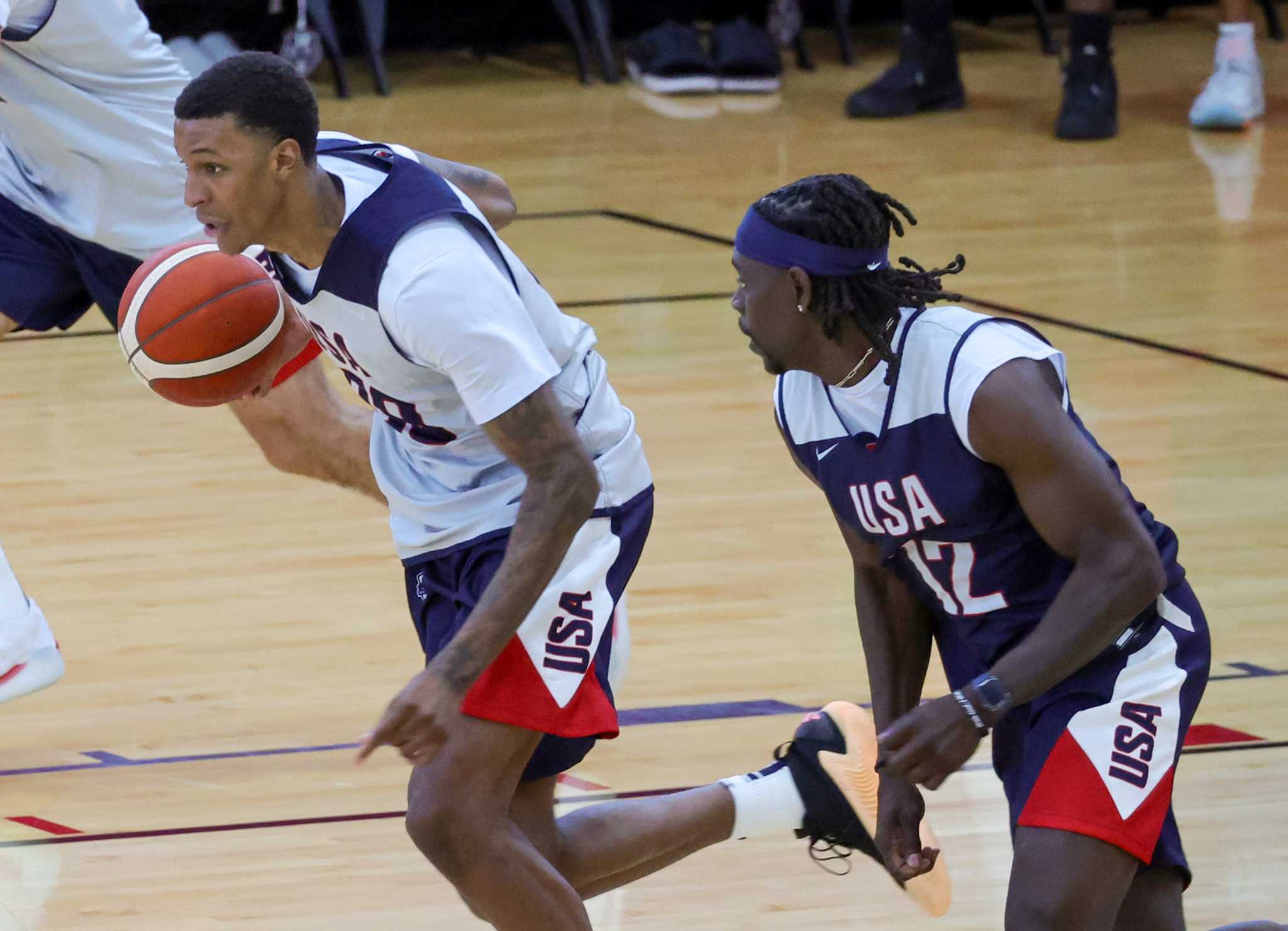 Houston Rockets' Jabari Smith Jr., Amen Thompson impress vs. Olympians
