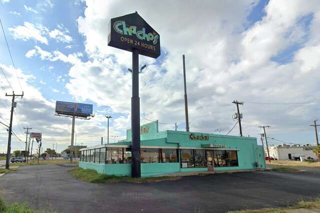 San Antonio's Chacho's reopens dining room on Highway 90