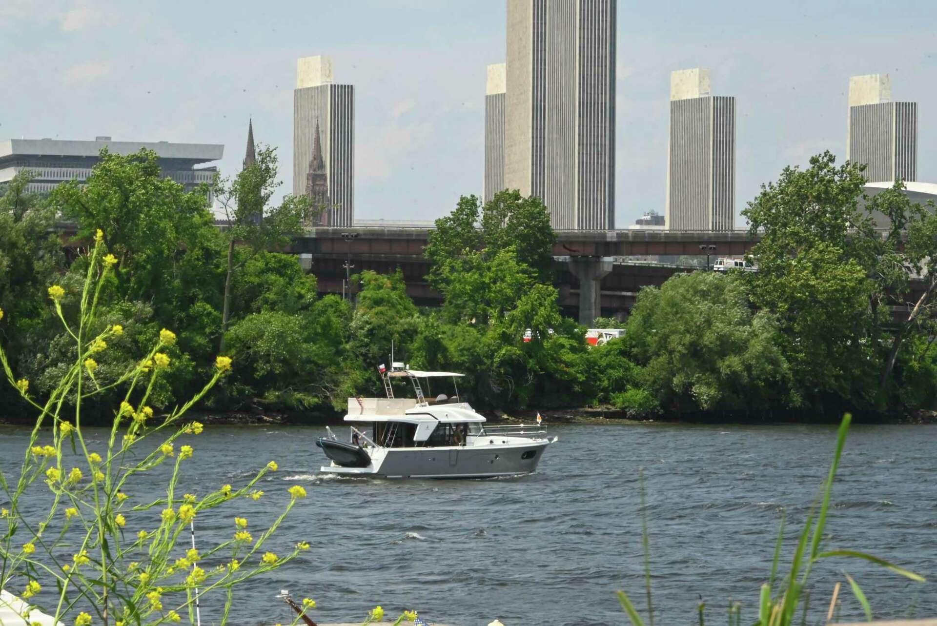 EPA seeks more data on Hudson River PCB cleanup