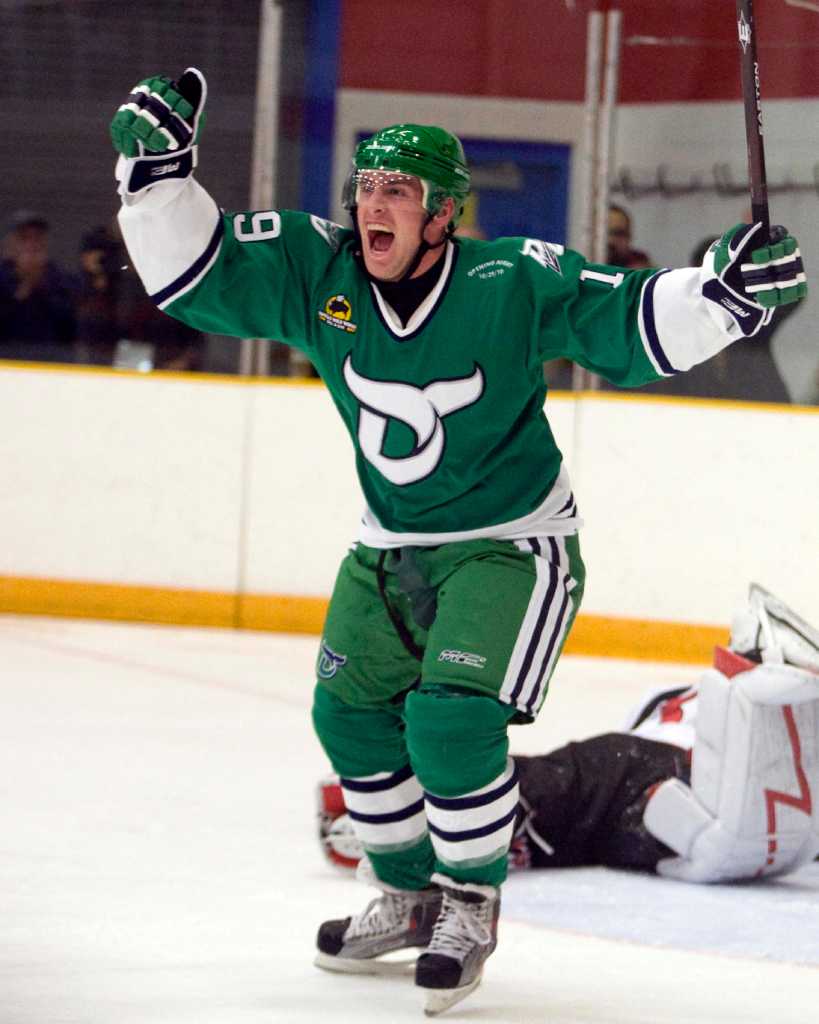 Niedert stands tall as Whalers notch first victory