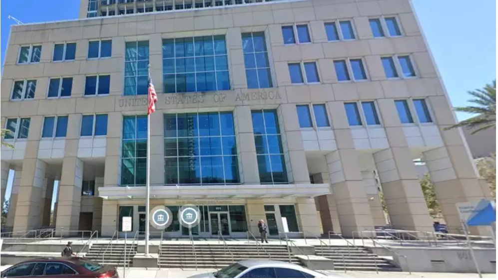 Former Darien college student must pay $224K in shipping fraud: Judge