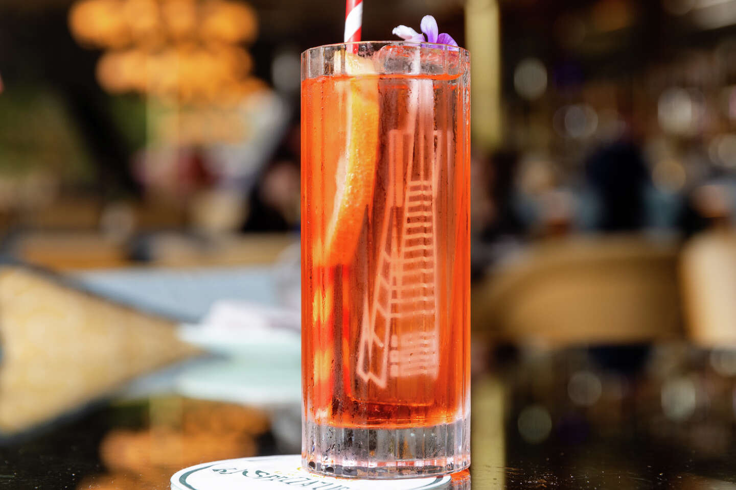 How an SF Italian restaurant fit the Transamerica Pyramid into a glass
