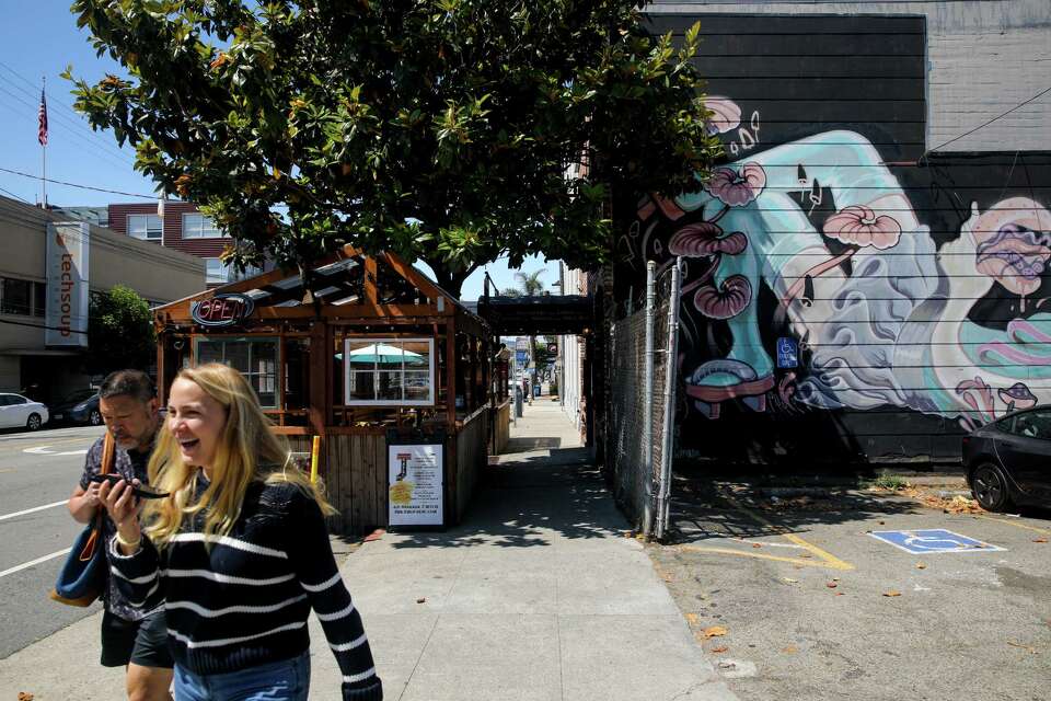 SF's Central SoMa was once promising. Now it’s in a 'deep freeze'