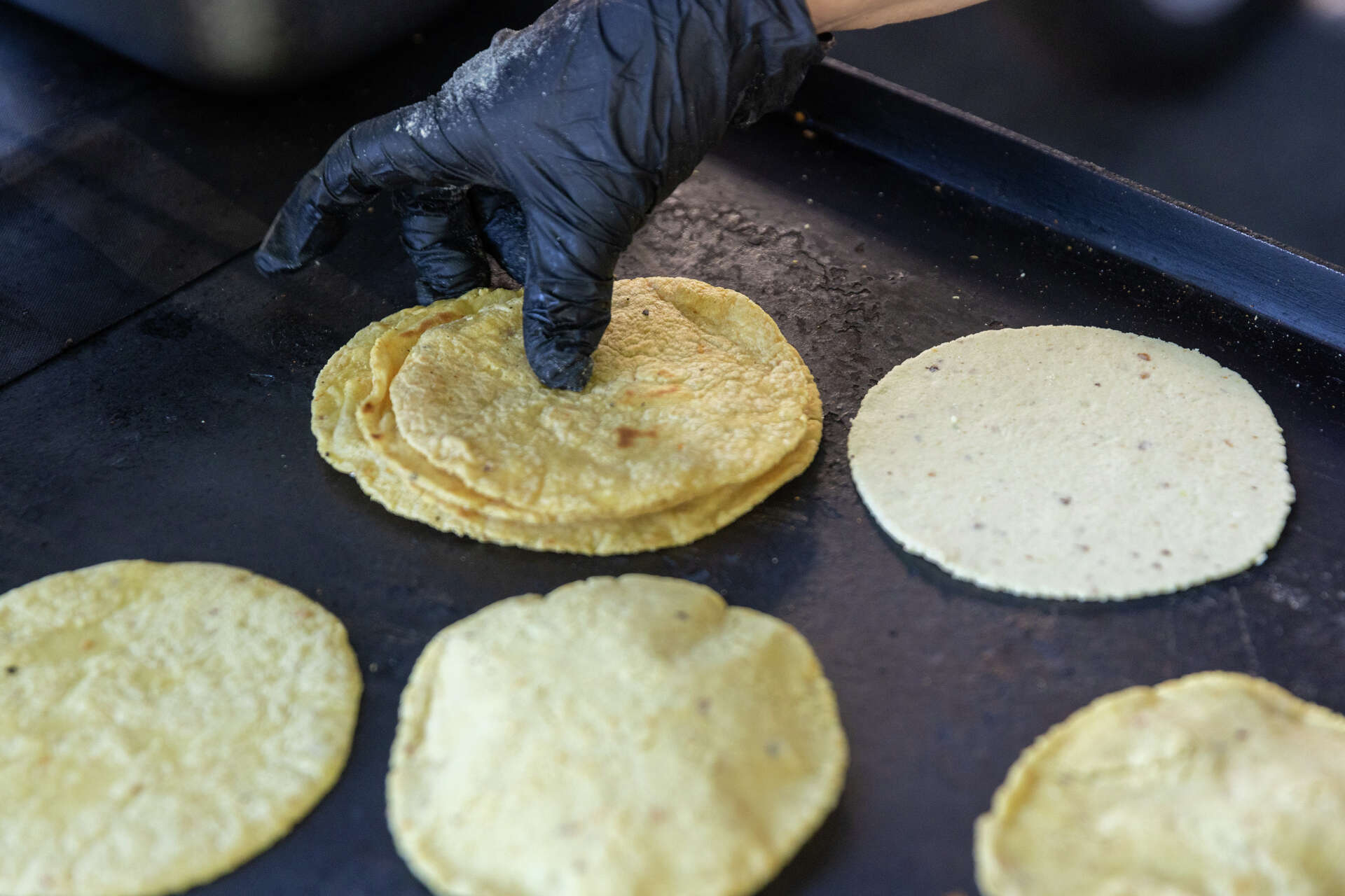 Tucked in a grocery store lot, a Bay Area taco stand with purpose