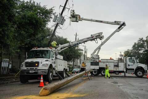 CenterPoint outage: 860K customers remain without power after Beryl
