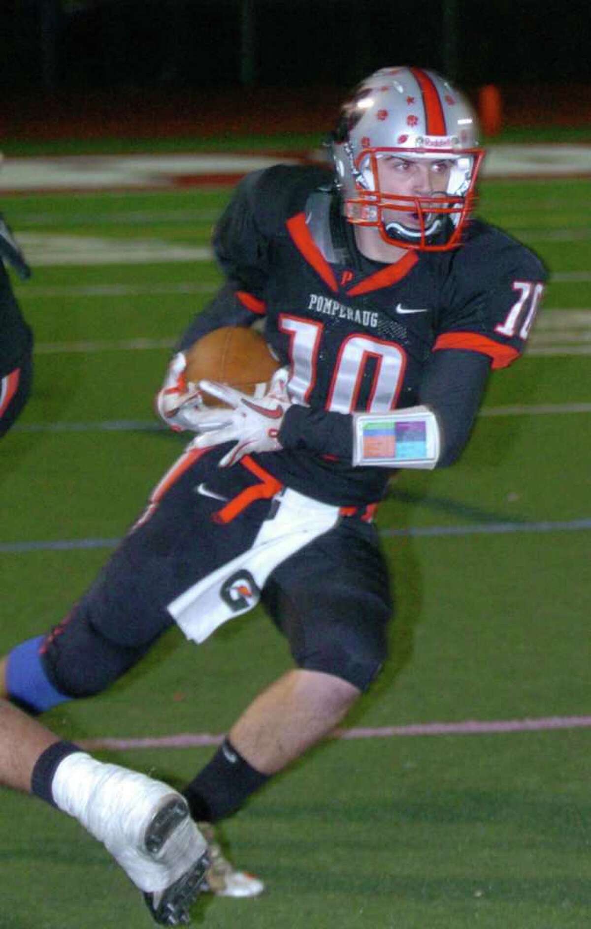 Pomperaug tops Barlow to win fifth straight