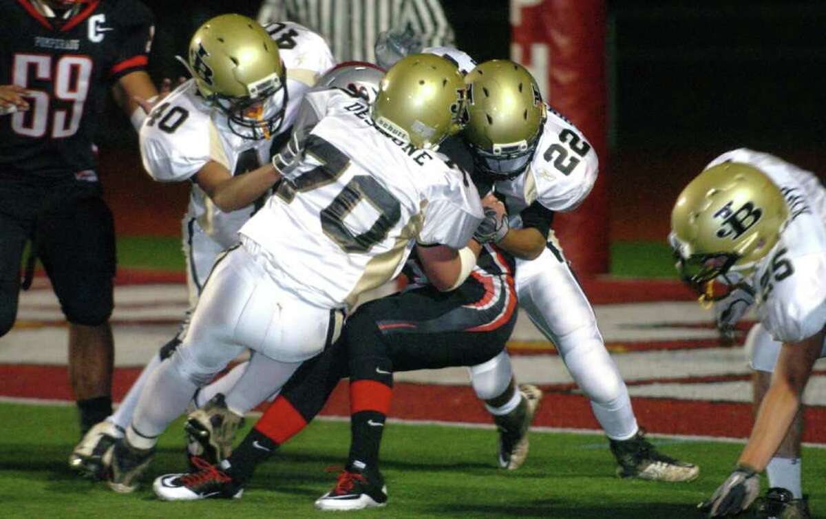 Pomperaug tops Barlow to win fifth straight