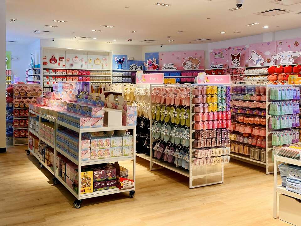 Asian-lifestyle shop Miniso opens in San Antonio, goes viral