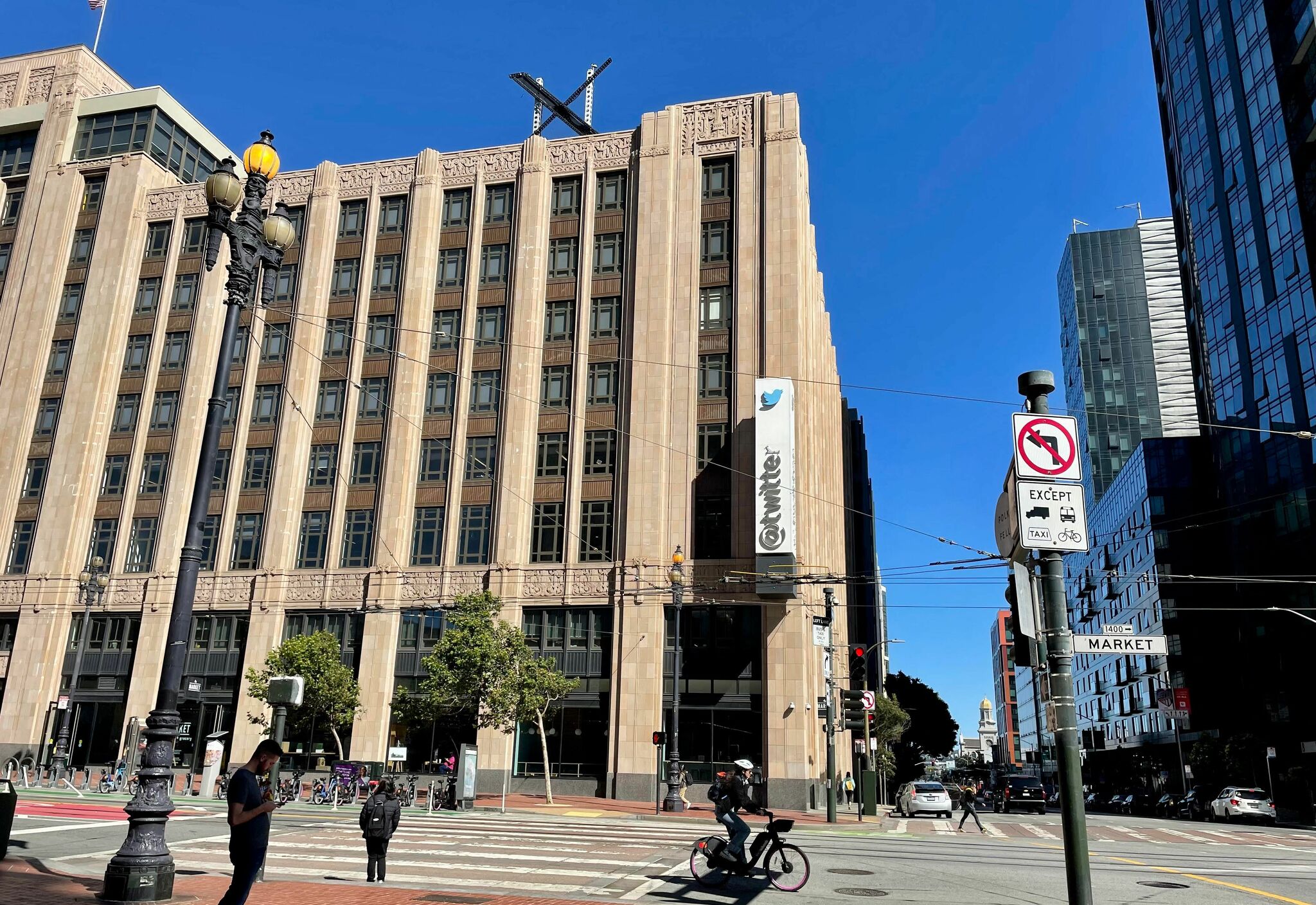 Stalwart of SF tech scene reportedly looks to ditch Mid-Market office
